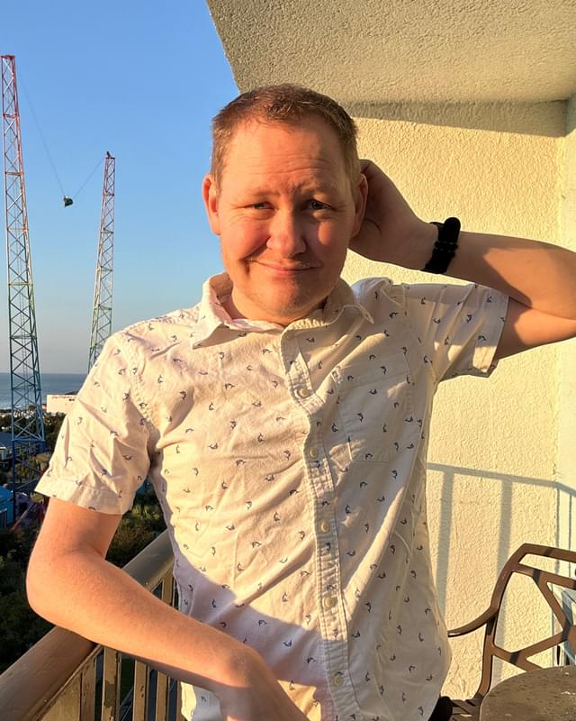 Chris (@senormundial) | Tinder