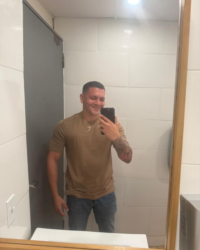 David (@gunpla) | Tinder
