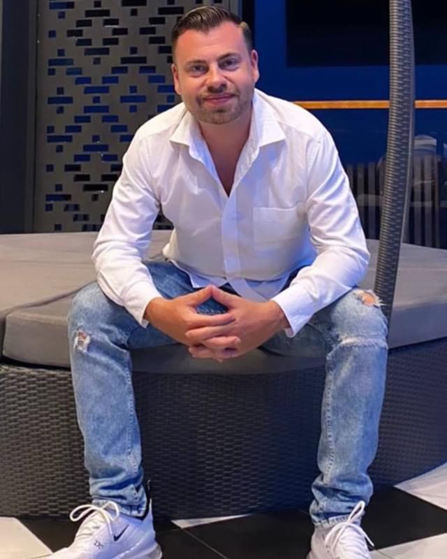 Scott (@scotthider) | Tinder