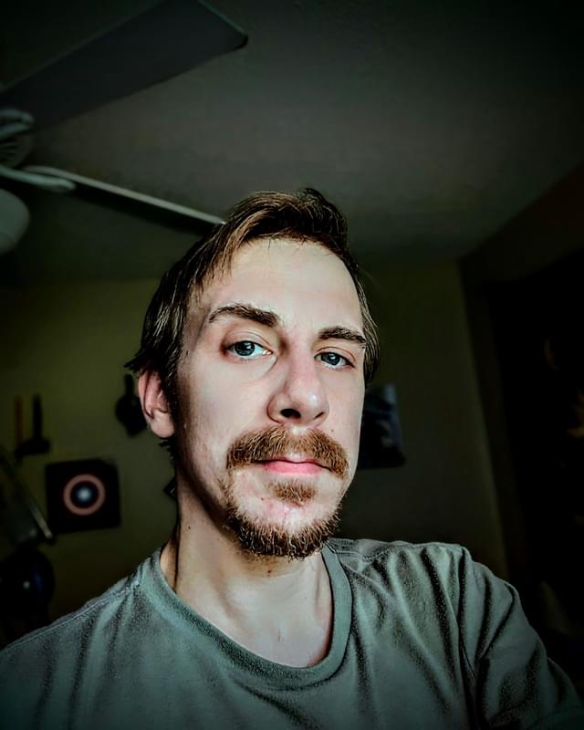 Kyle (@nixspeed) | Tinder