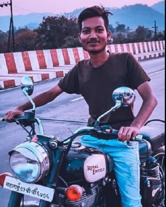 Raahul (@raahul_mane) | Tinder