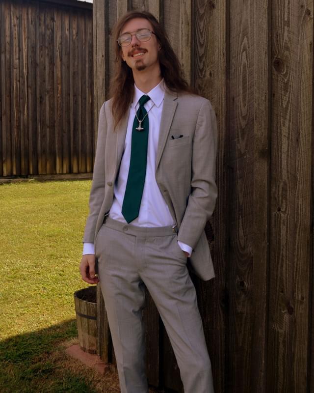 Jacob (@ther3alshaggy) | Tinder