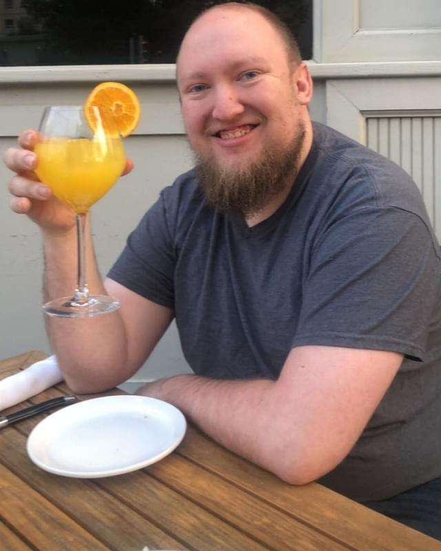 Chris (@abdomino) | Tinder