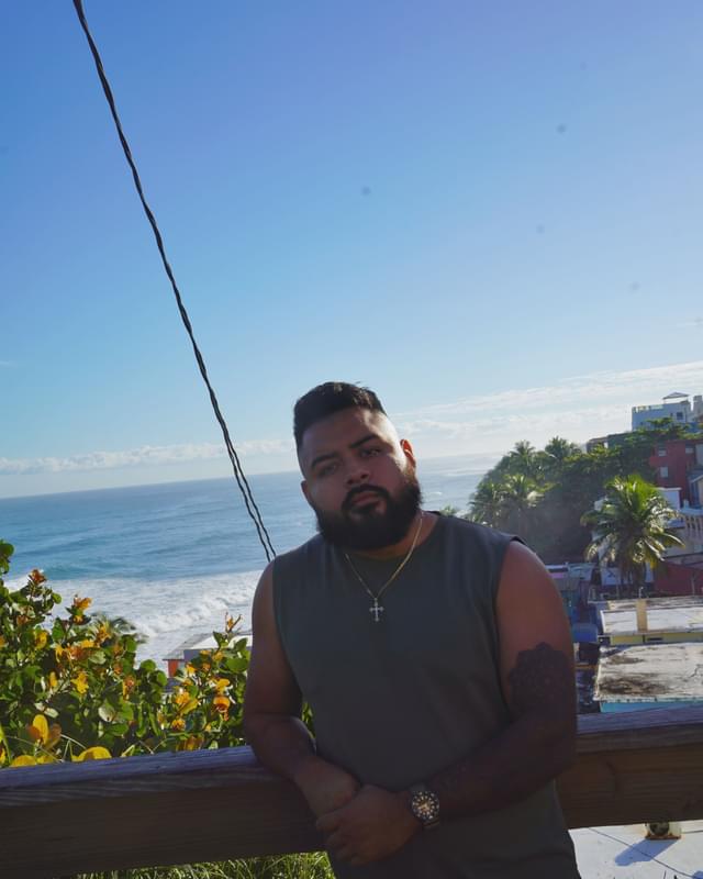 Michael (@uroza) | Tinder