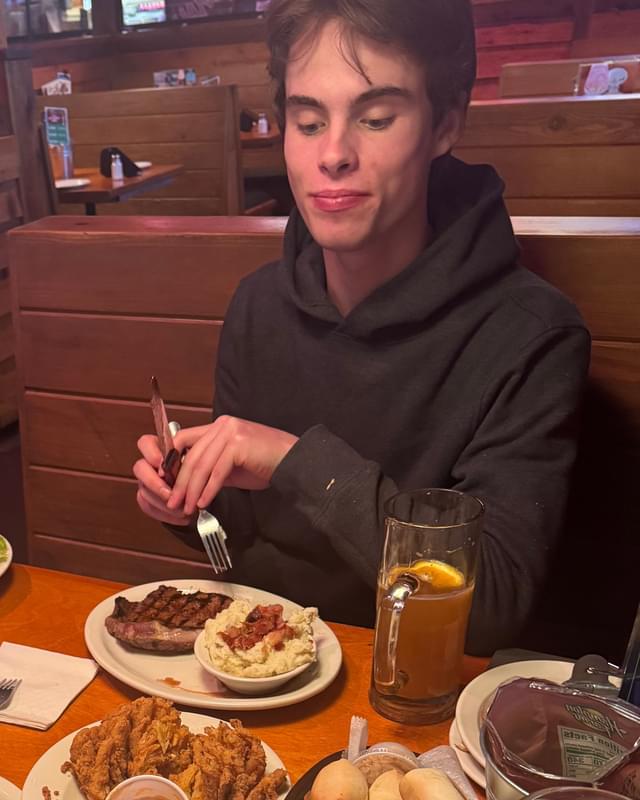 Jacob (@jduryee) | Tinder