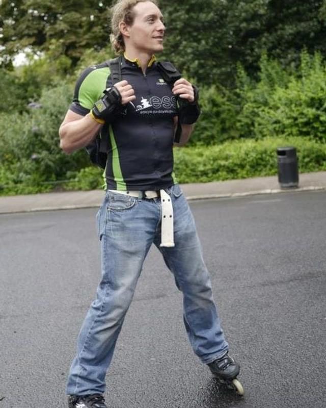 Chris (@hornpuppy) | Tinder