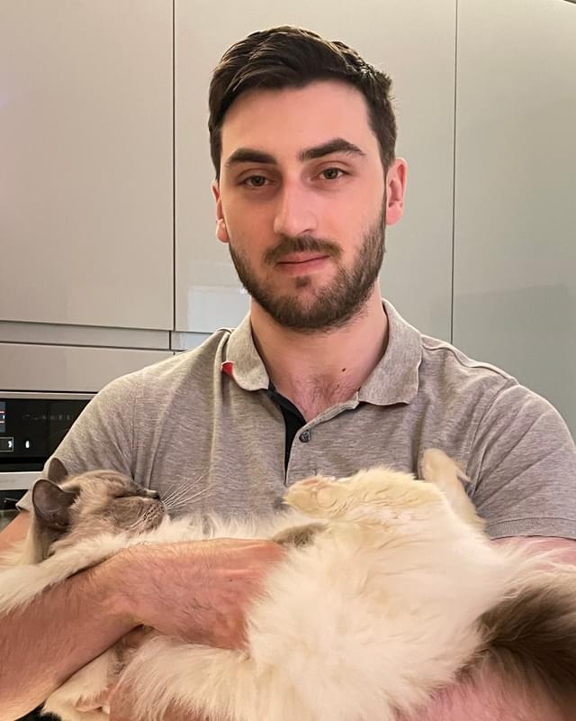 Kyle (@kjchis) | Tinder