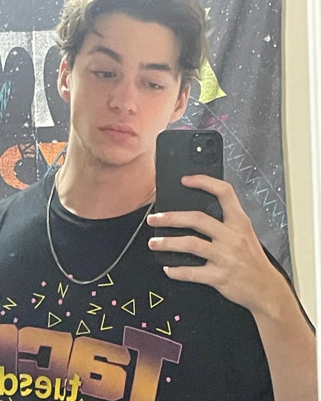 Jack (@jack12000) | Tinder