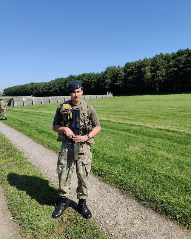 Tom (@Y4ppy) | Tinder