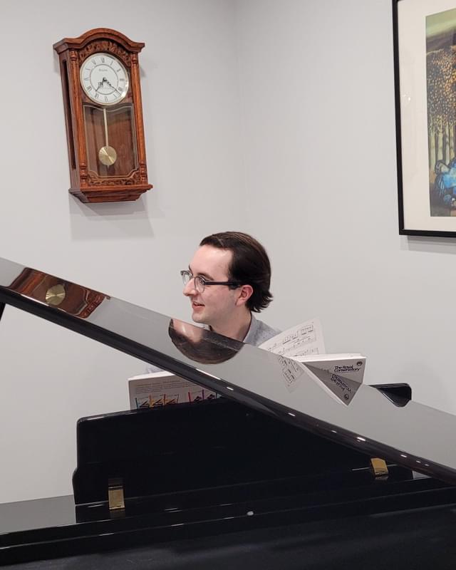 Matthew (@MatthewM98) | Tinder