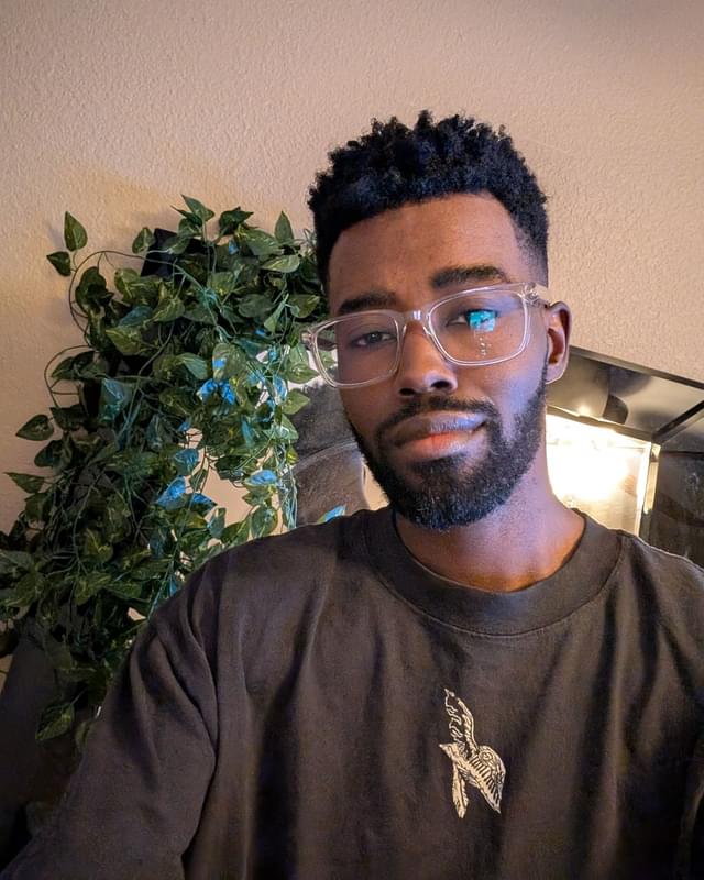 Michael (@michaelcrowder) | Tinder