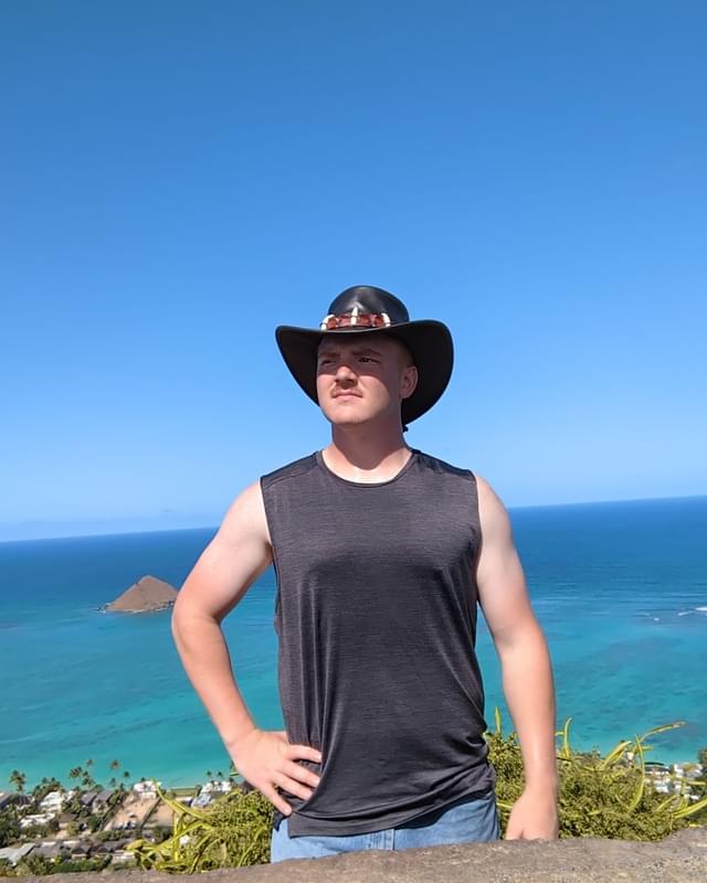 Matthew (@ThatGuyOverThere7) | Tinder