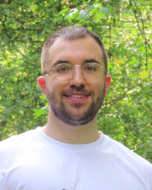 Robert (@robbey) | Tinder