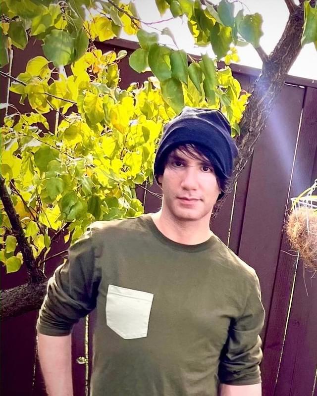 David (@davyjordi) | Tinder