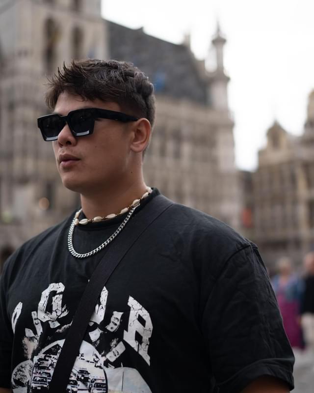 Justin (@birbx) | Tinder
