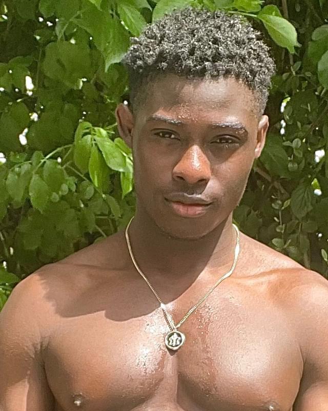 Michael (@micholag) | Tinder