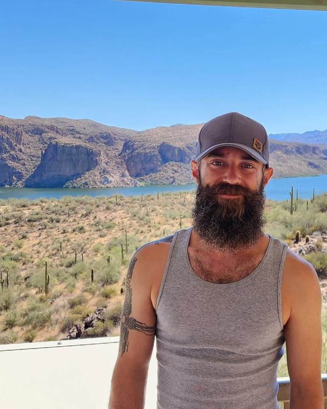 Ray (@refuge88) | Tinder