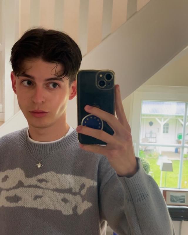 Christopher (@chrisdt) | Tinder