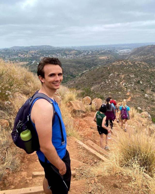 Ryan (@Whyacademiawhy) | Tinder