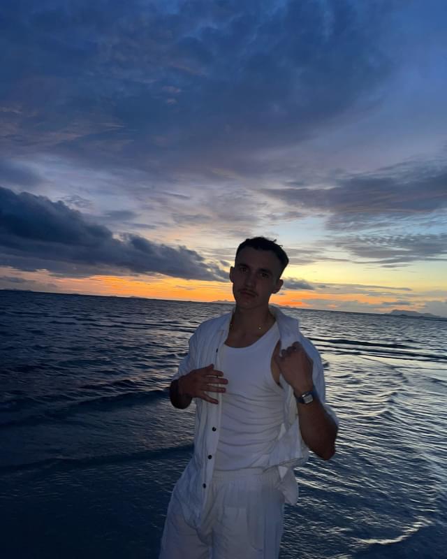 Martin (@martindos) | tinder