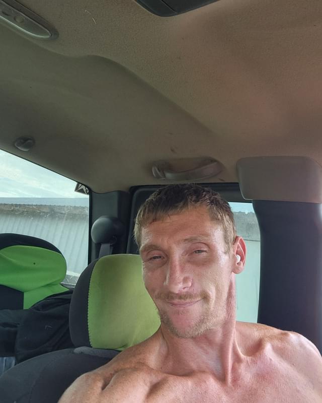 Robert (@robert92) | Tinder