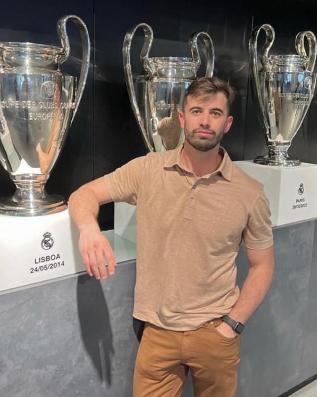 Carlton (@654123) | Tinder