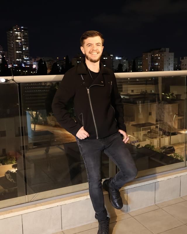Michael (@michaeldymov) | Tinder