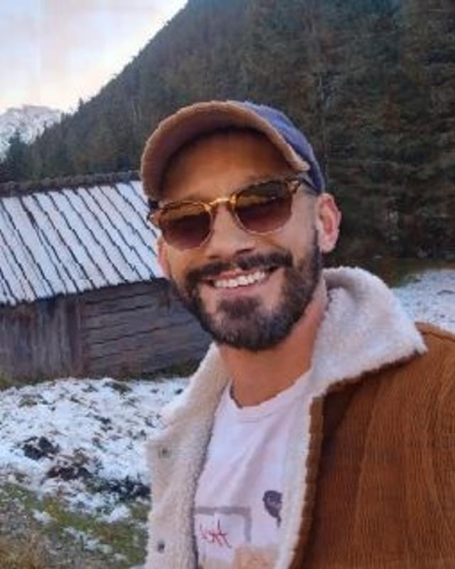 Davis (@1221211212) | Tinder